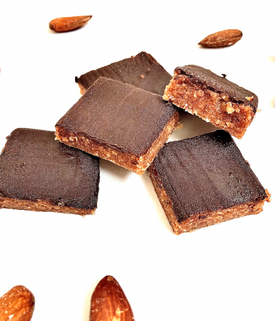 Mandel Bites – Lisa Apfel